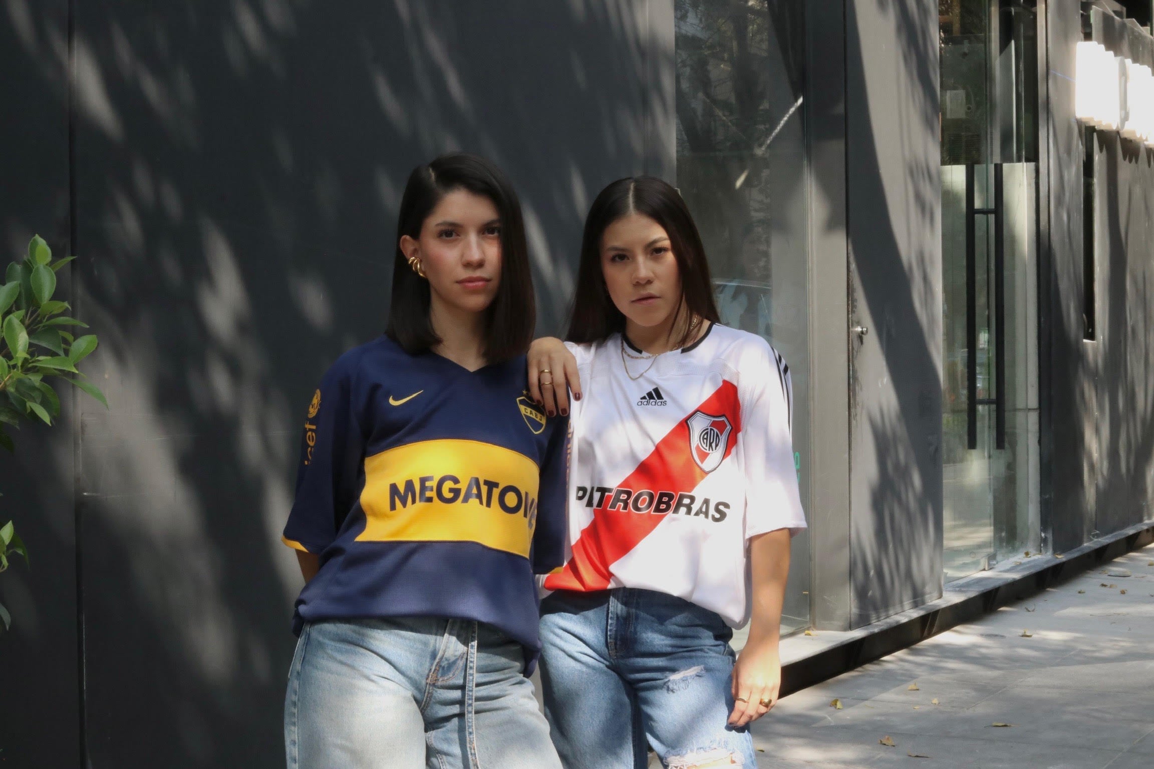 Player number 12: sale of original football jerseys – El jugador número 12